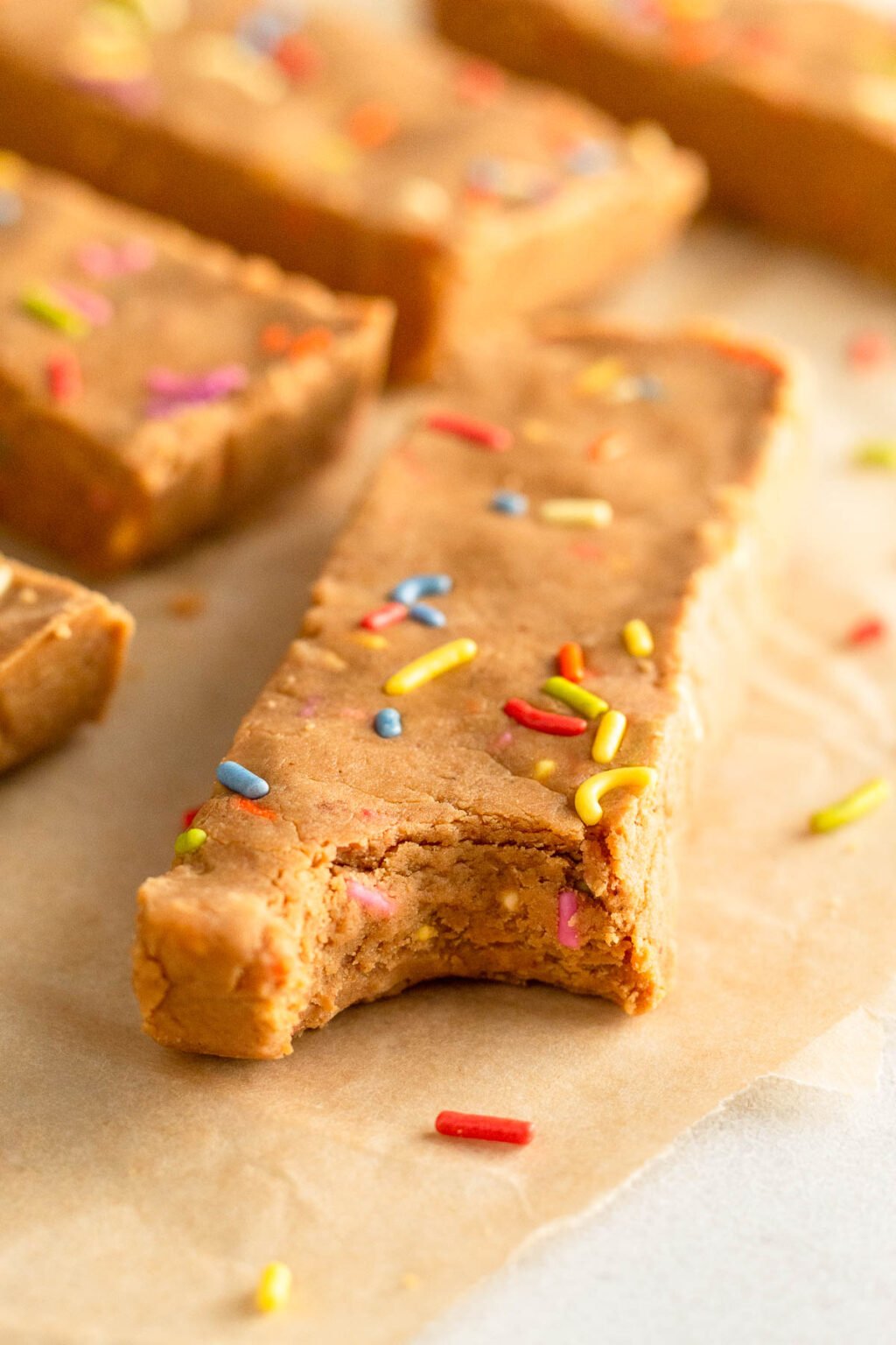 Homemade Perfect Bar Recipe (4 Ingredients!) - Eat the Gains