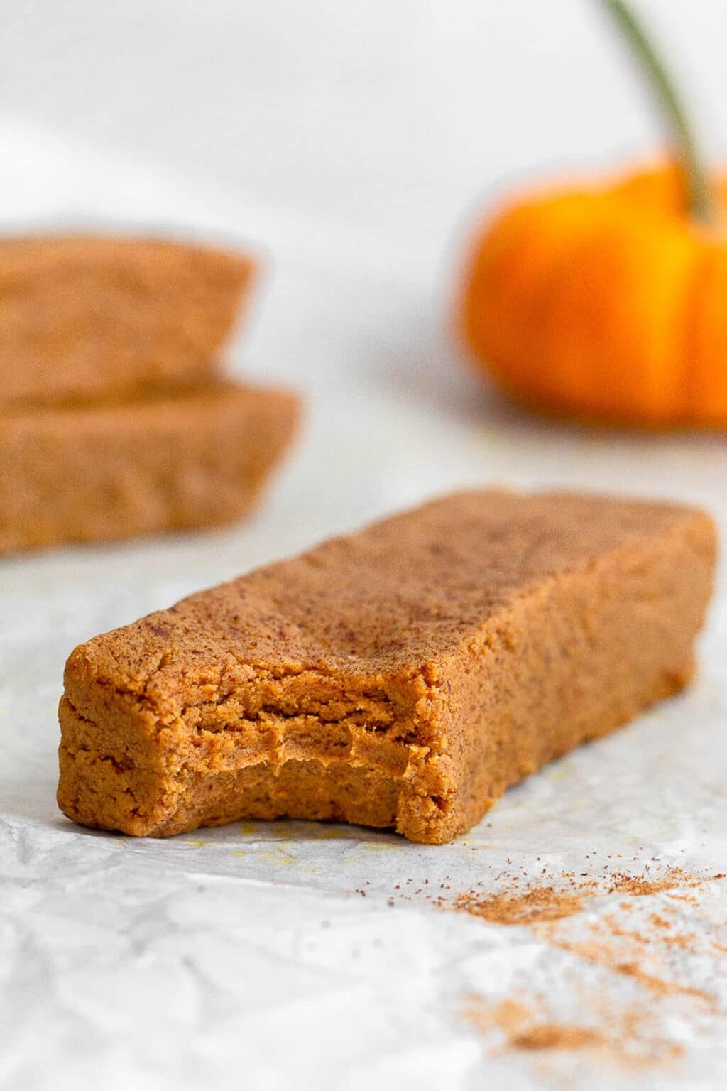 15 Homemade Protein Bar Recipes (Whey, Vegan, & More)