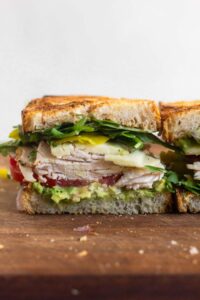 How to Make a Healthy Sandwich (Macro-Balanced) - Eat the Gains