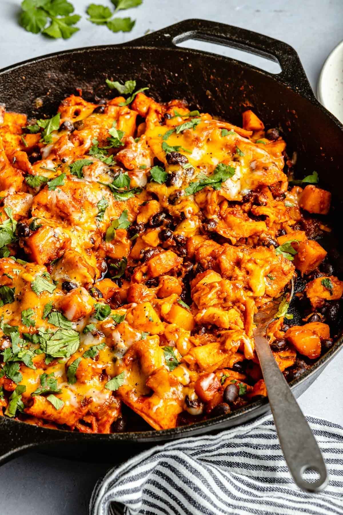 35 Healthy One Pan Meals to Make Mealtime a Breeze - Eat the Gains